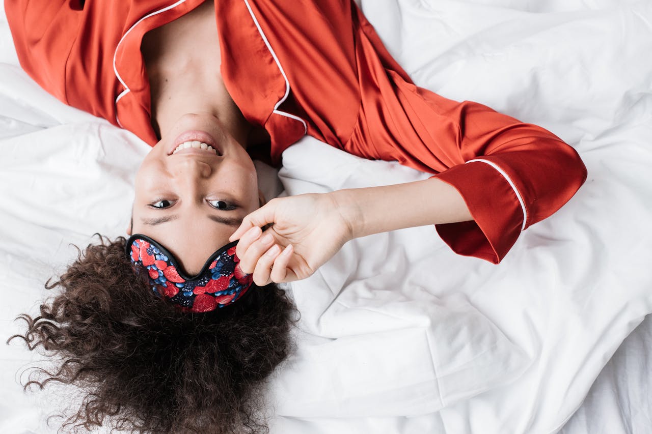 How to Become a Heavy Sleeper: The Art of Deep Sleep - Sparkling Moods